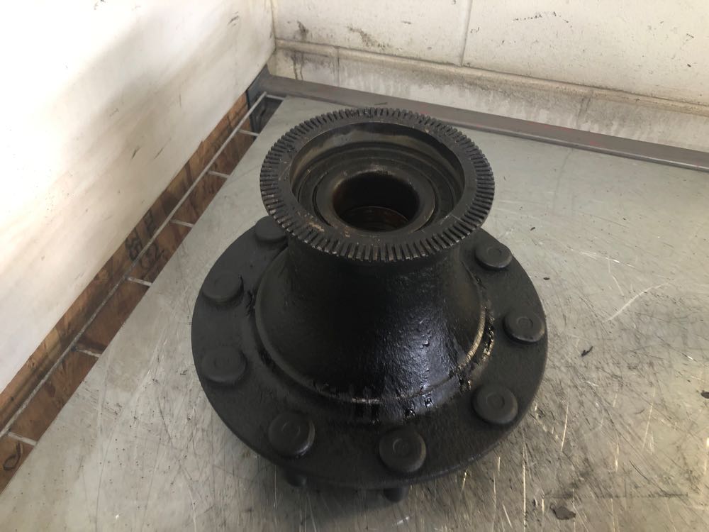Meritor Hub - Frontier Truck Parts