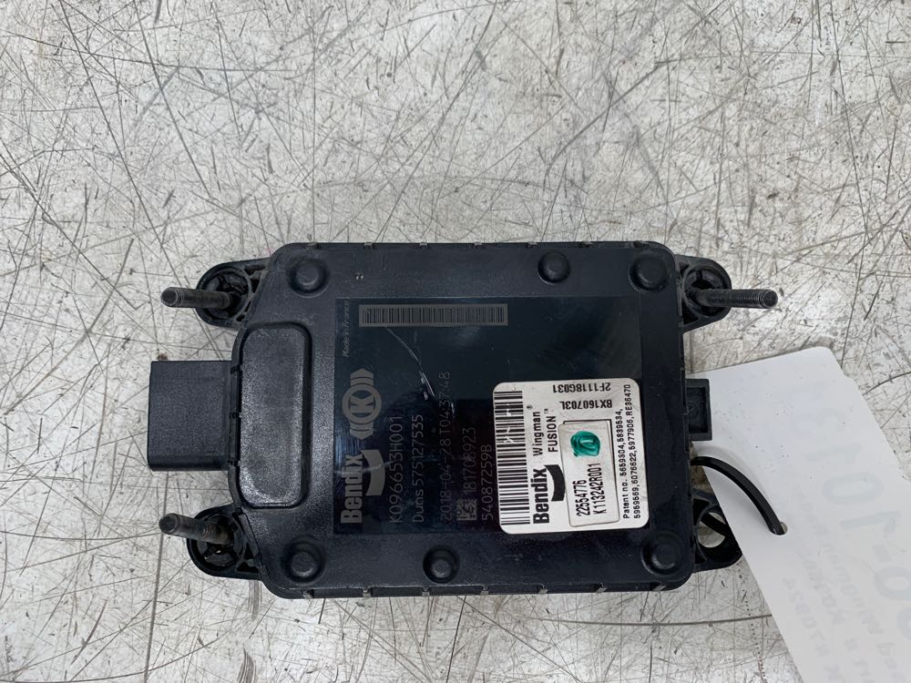 Bendix Wingman Collision Avoidance System - Frontier Truck Parts