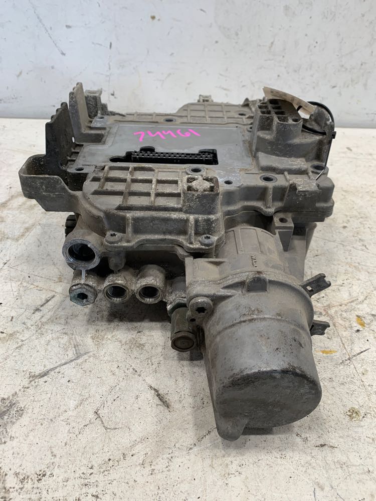 Freightliner Cascadia Transmission Control Module - Frontier Truck Parts