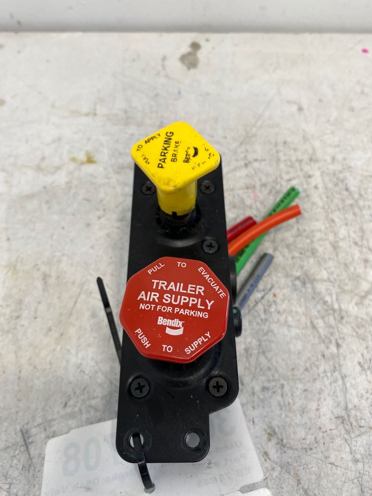 Freightliner Cascadia Air Valve Components - Frontier Truck Parts