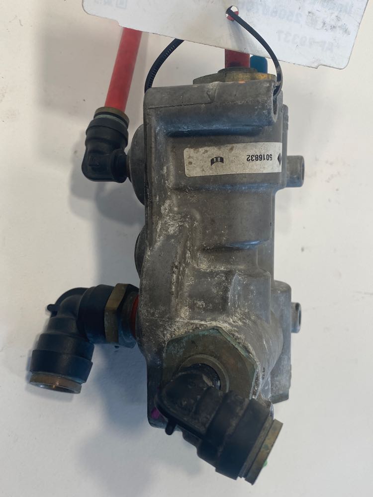 International LT625 Air Valve Components - Frontier Truck Parts