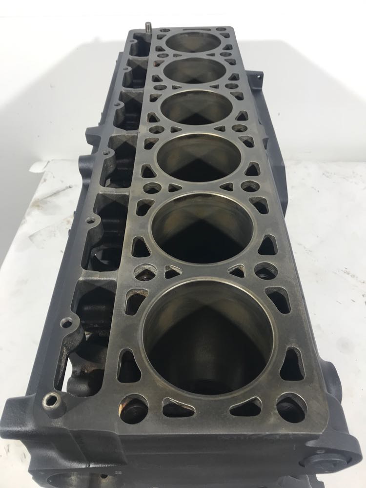 Caterpillar 3116 Engine Block - Frontier Truck Parts