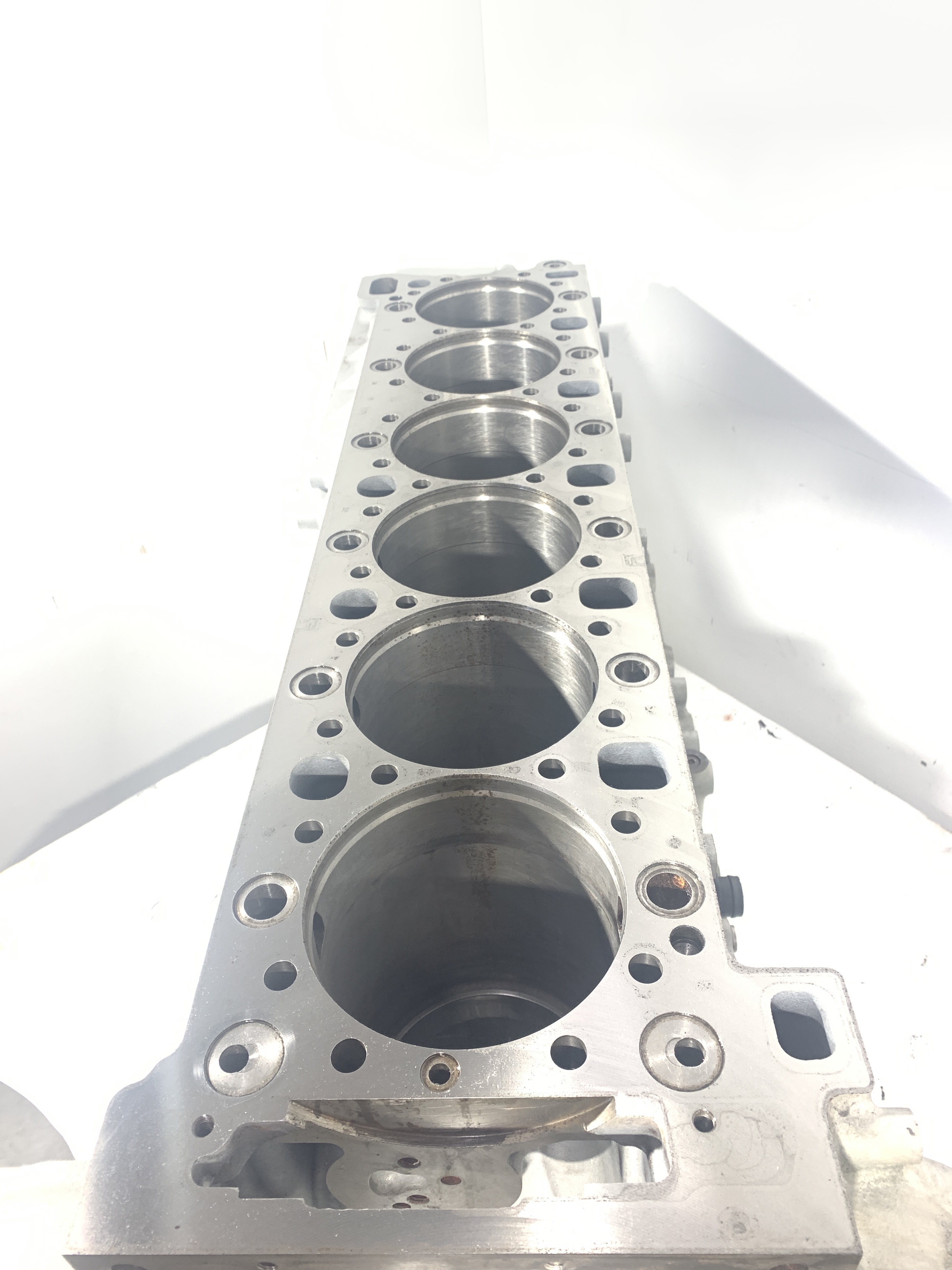 Detroit Diesel DD15 Engine Block - Frontier Truck Parts