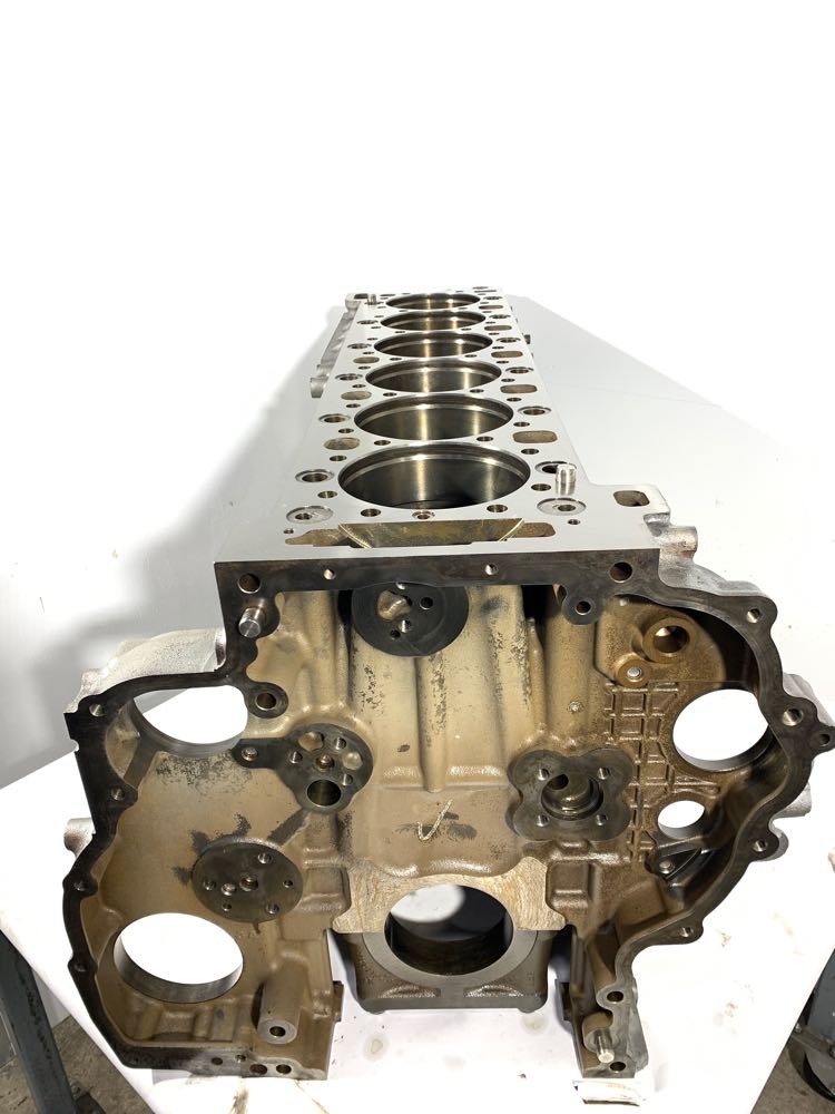Detroit Diesel DD15 Engine Block - Frontier Truck Parts