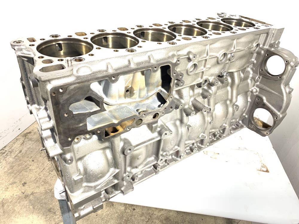 Detroit Diesel DD15 Engine Block - Frontier Truck Parts