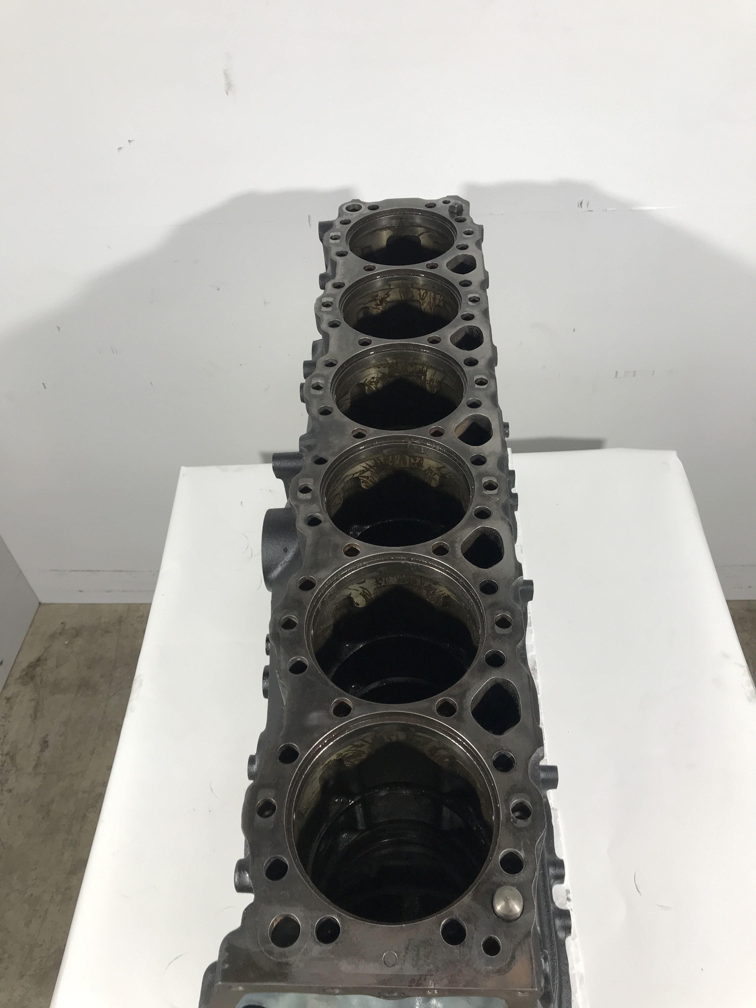Detroit Diesel Series 60 DDEC IV 12.7L Engine Block - Frontier Truck Parts