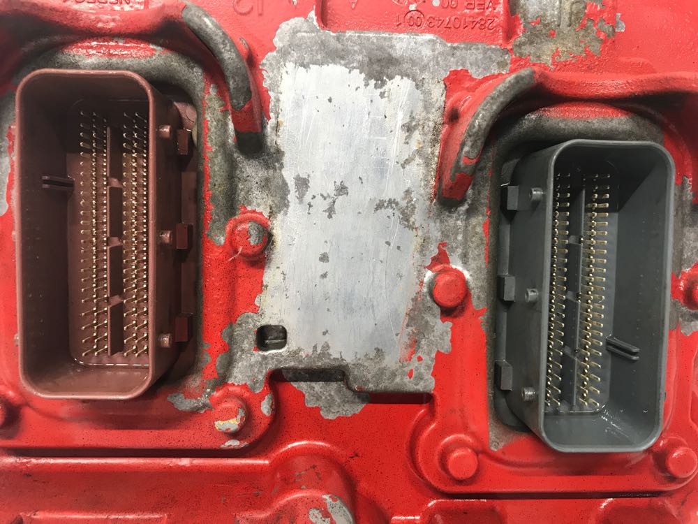 Cummins CM2350 ECM - Frontier Truck Parts