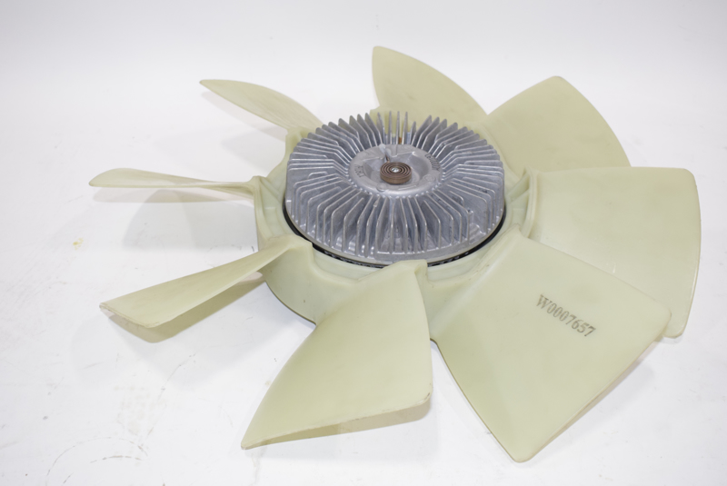 International Fan Clutches & Hubs - Frontier Truck Parts