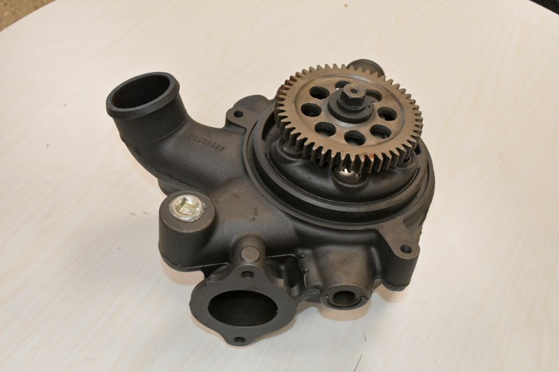 Detroit Diesel Series 60 14.0L Water Pump - Frontier Truck Parts