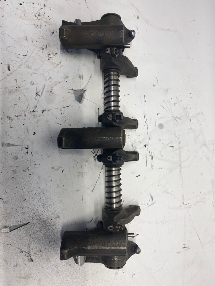 Caterpillar 3406B Engine Valvetrain - Frontier Truck Parts