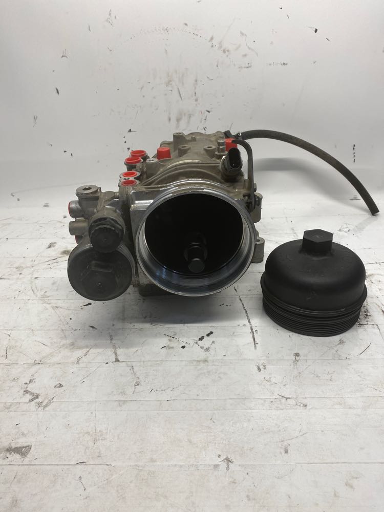 Detroit Diesel DD13 Engine Filter Base - Frontier Truck Parts