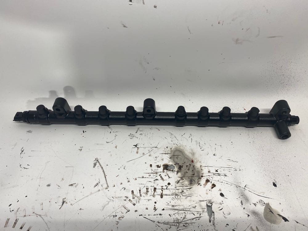 International Maxxforce 13 Engine Oil & Fuel Manifold - Frontier Truck ...