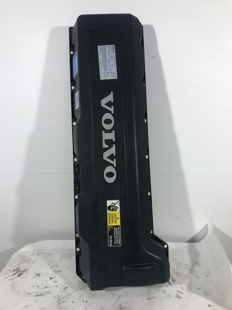 Volvo D13H Valve Cover - Frontier Truck Parts