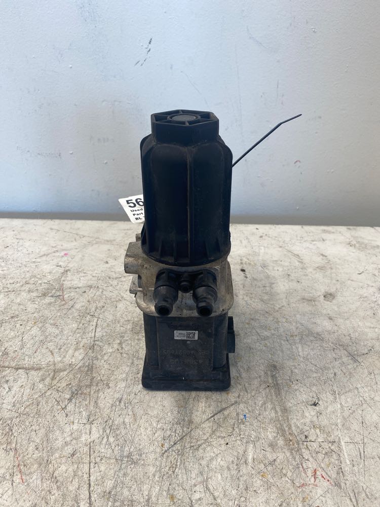 Kenworth T680 DEF Pump - Frontier Truck Parts