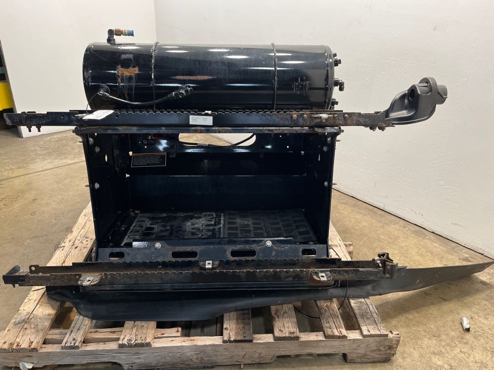 Kenworth T680 Battery Box - Frontier Truck Parts