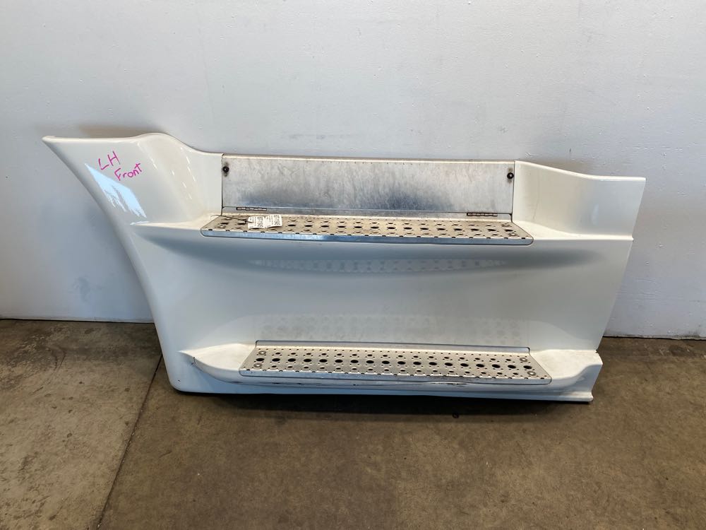 Freightliner Cascadia Fairing - Frontier Truck Parts