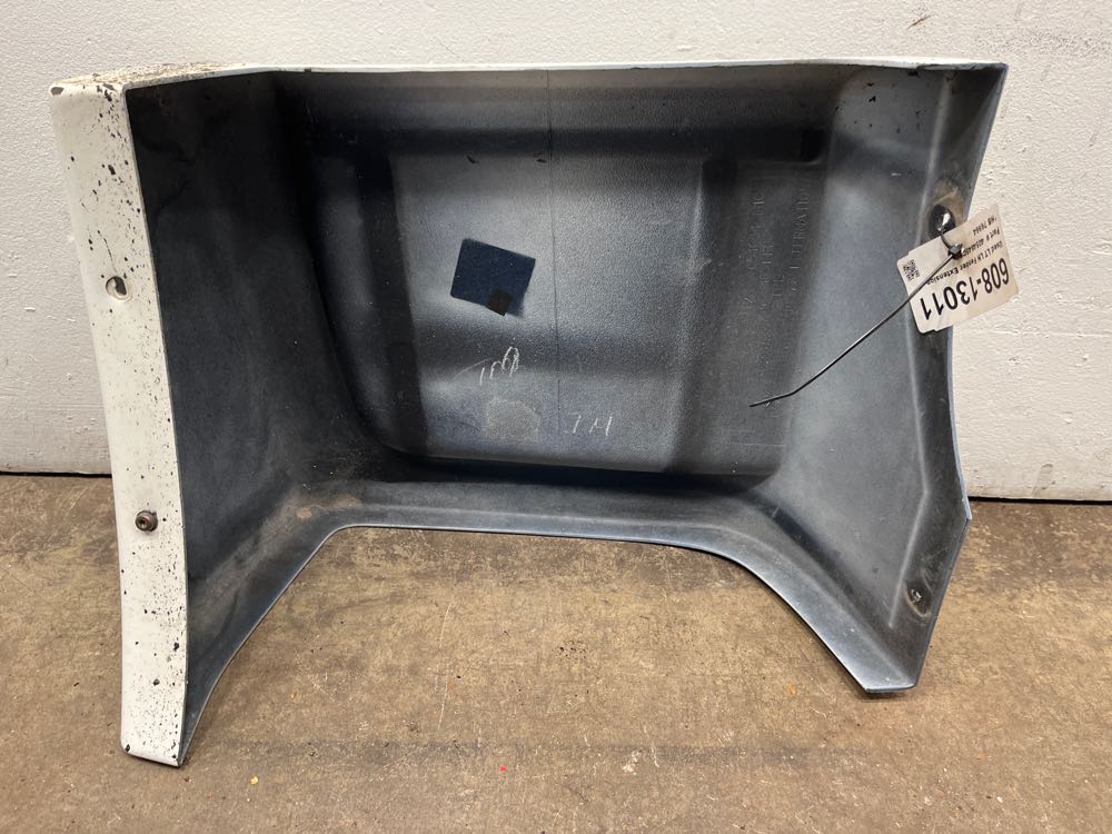 International LT Fender - Frontier Truck Parts