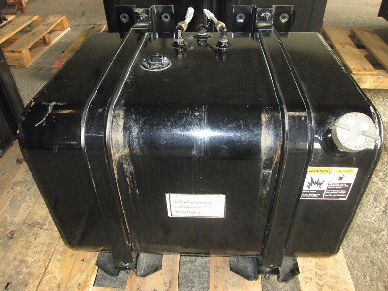 Paccar Fuel Tank - Frontier Truck Parts