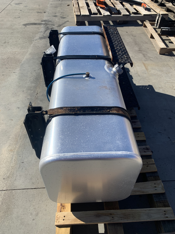 Freightliner Business Class M2 Fuel Tank - Frontier Truck Parts