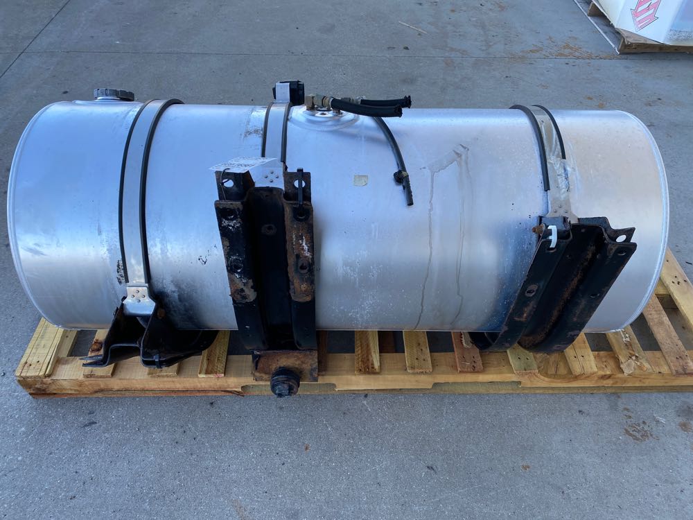 Kenworth T700 Fuel Tank - Frontier Truck Parts