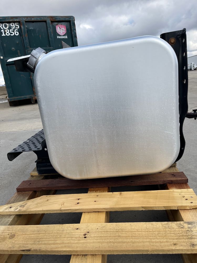 Freightliner Business Class M2 Fuel Tank - Frontier Truck Parts