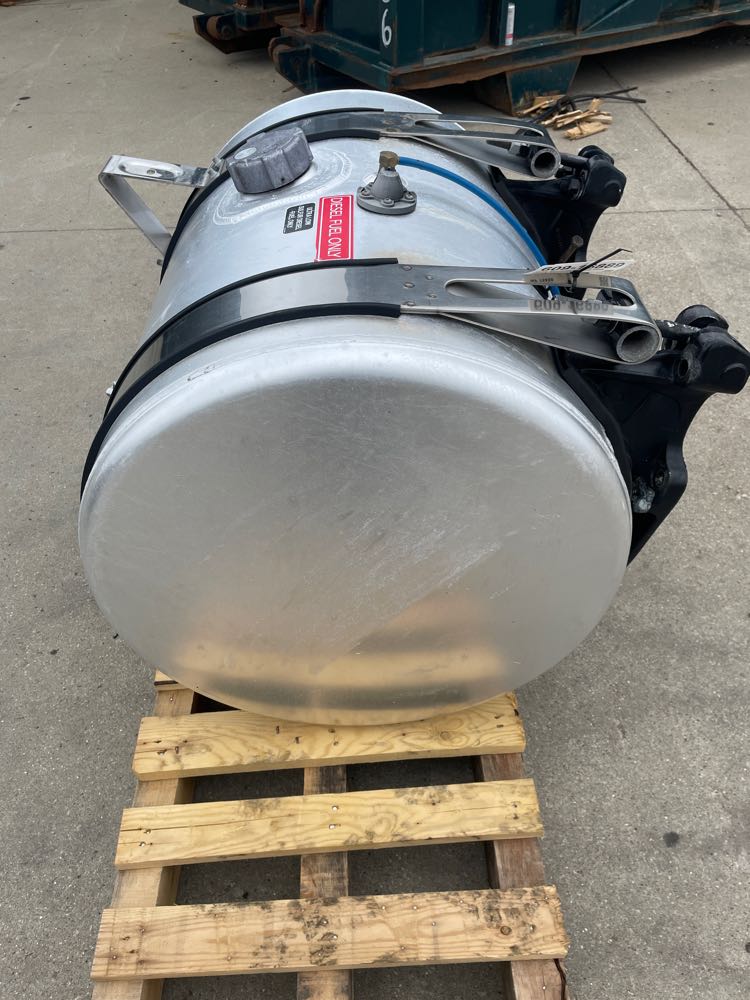 Freightliner Cascadia Fuel Tank - Frontier Truck Parts