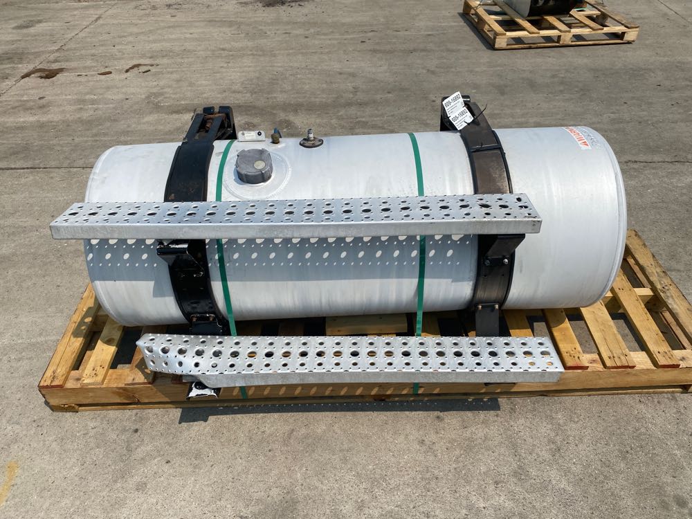 Freightliner Columbia Fuel Tank - Frontier Truck Parts