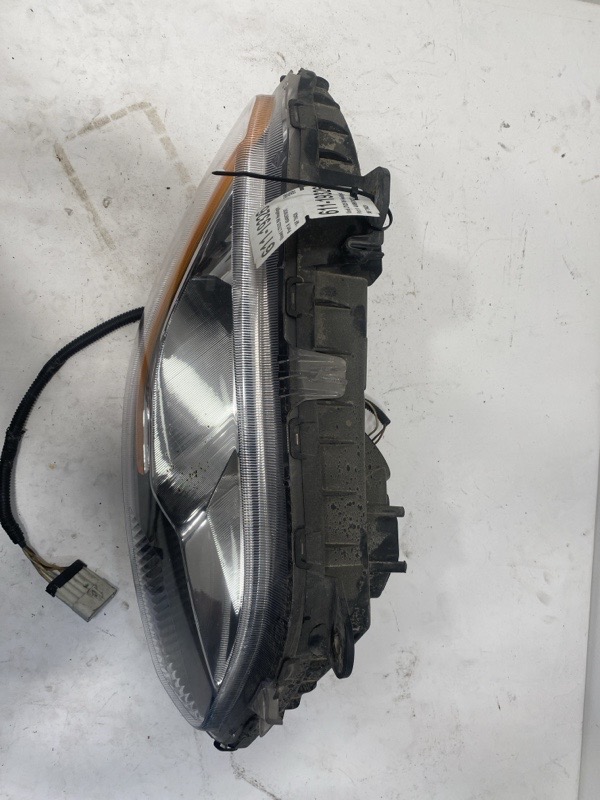 International LT625 Headlight - Frontier Truck Parts