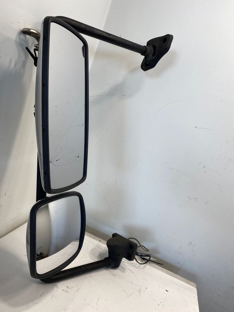 Freightliner Business Class M2 Mirror - Frontier Truck Parts