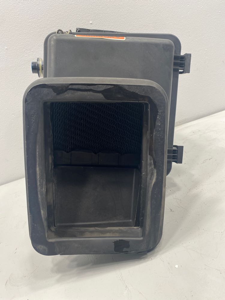 International School Bus Air Cleaner - Frontier Truck Parts