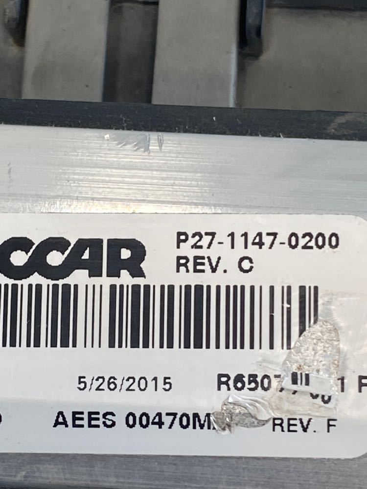 Kenworth T880 Fuse Panel - Frontier Truck Parts