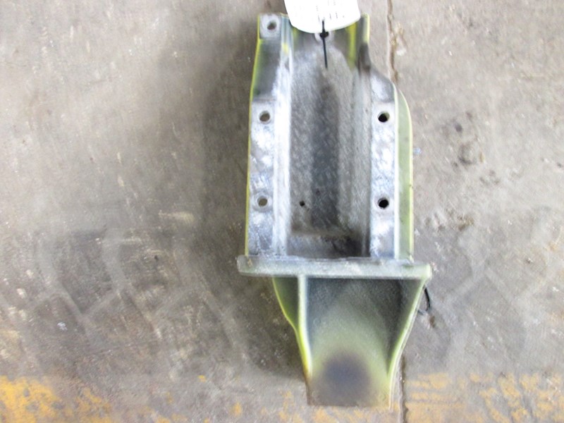 International 9900I Cab Mount - Frontier Truck Parts