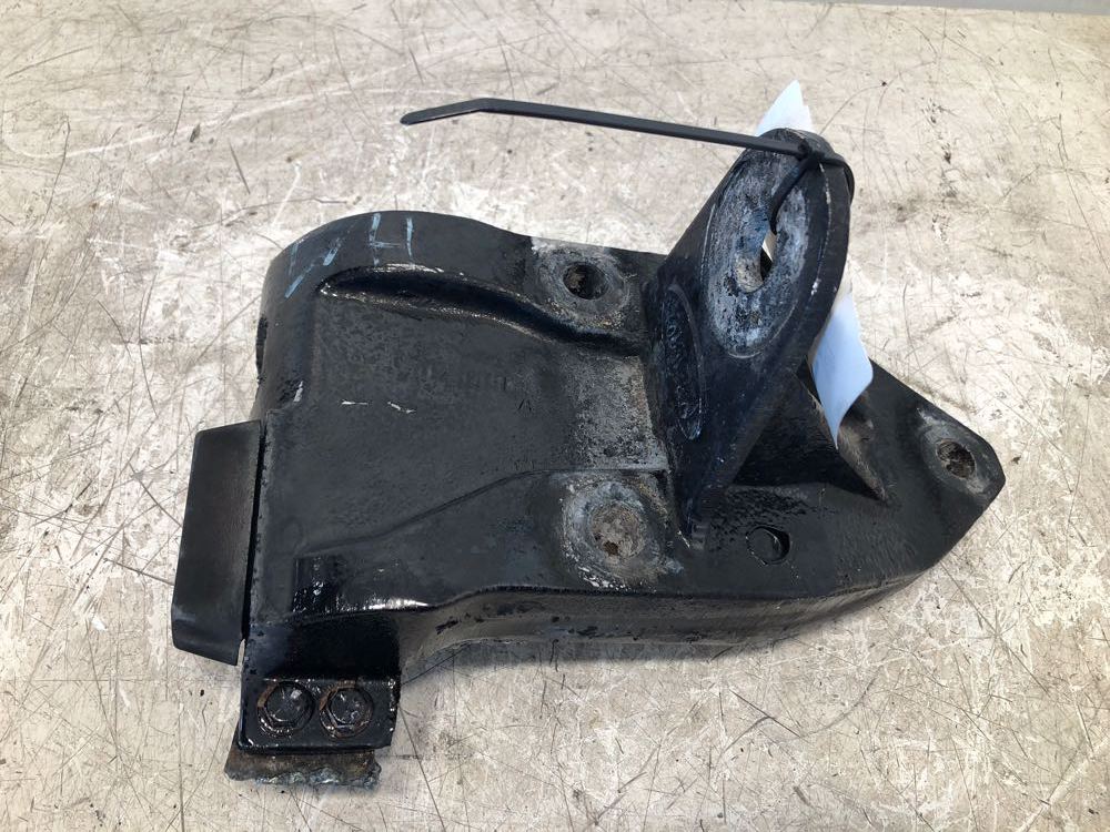 Peterbilt 379 Cab Mount - Frontier Truck Parts