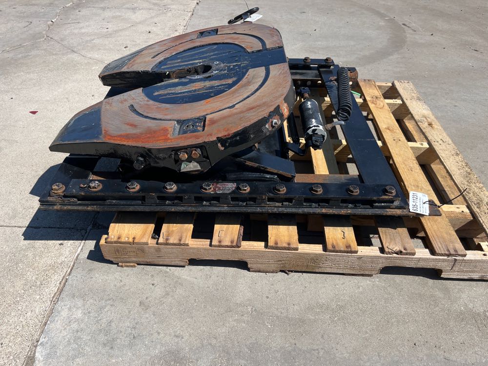 Jost JSK37USL Fifth Wheel - Frontier Truck Parts
