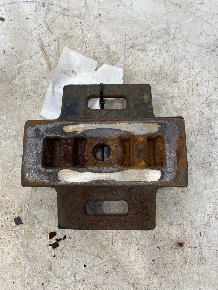 Freightliner Cascadia Suspension Bracket - Frontier Truck Parts