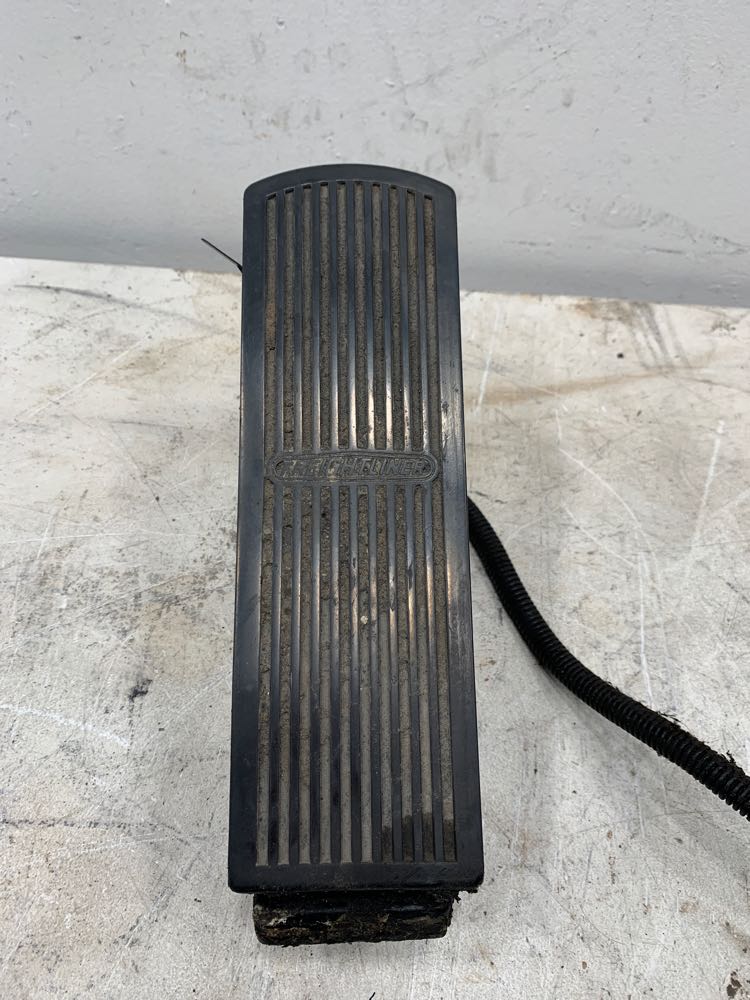Freightliner Classic Throttle Pedal - Frontier Truck Parts
