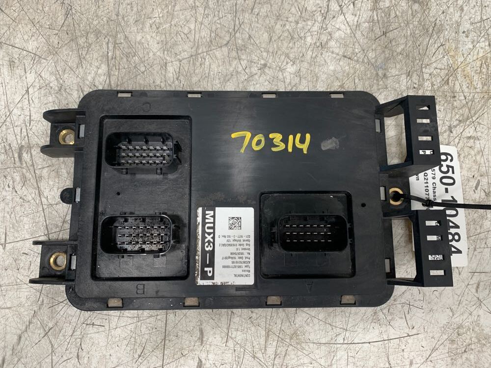 Peterbilt 579 Cab Module - Frontier Truck Parts