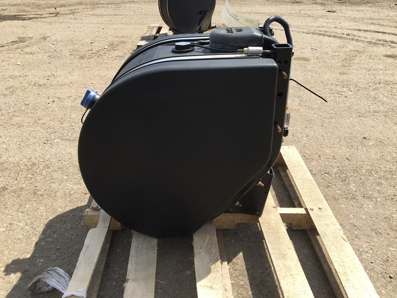 Paccar DEF Tank - Frontier Truck Parts