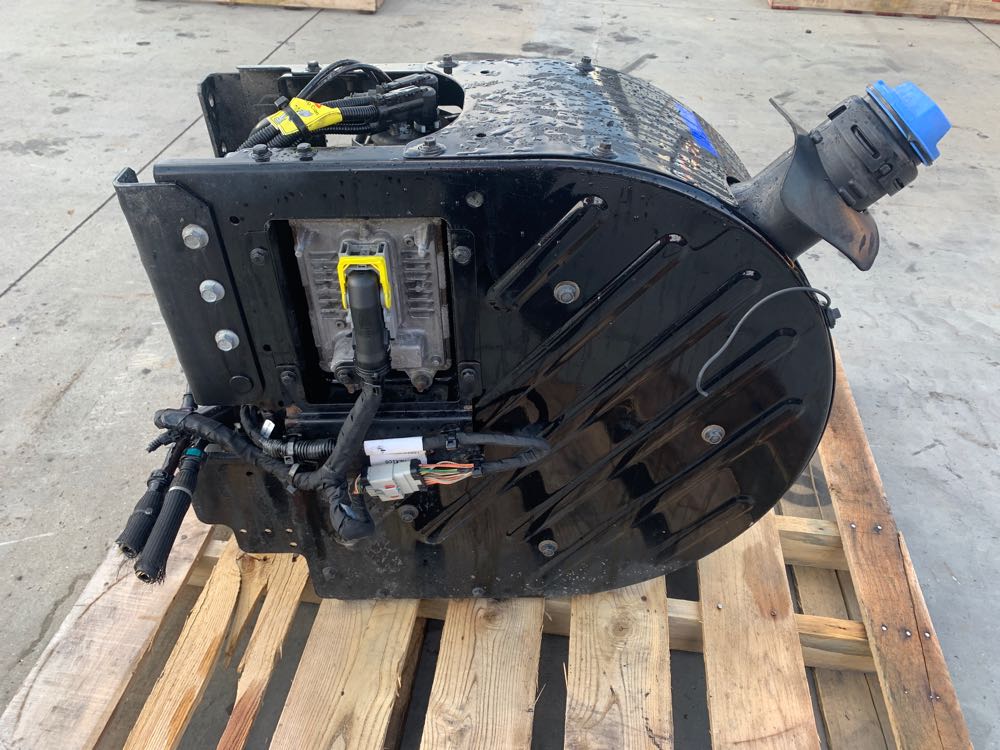 Volvo VNL DEF Tank - Frontier Truck Parts