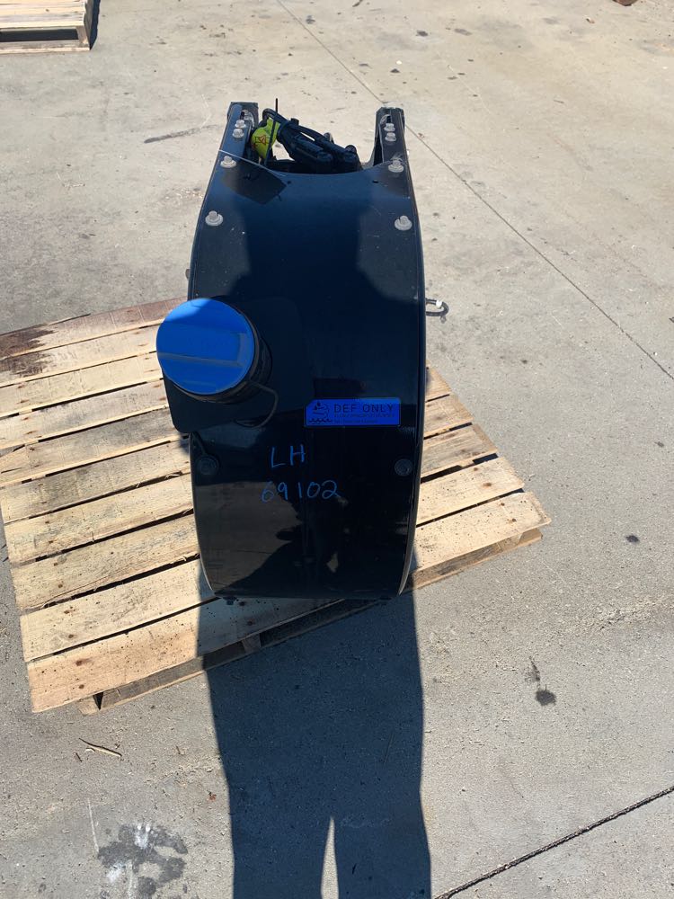 Volvo VNL DEF Tank - Frontier Truck Parts