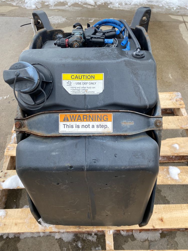 Freightliner Cascadia DEF Tank - Frontier Truck Parts