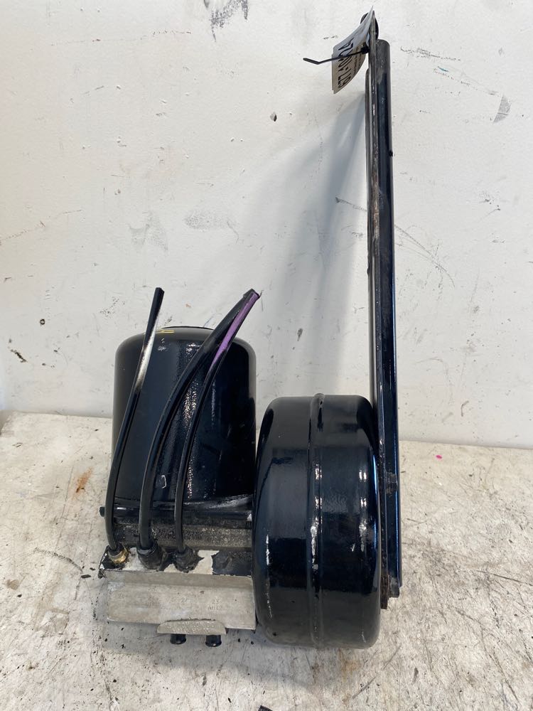 Bendix Air Dryer - Frontier Truck Parts