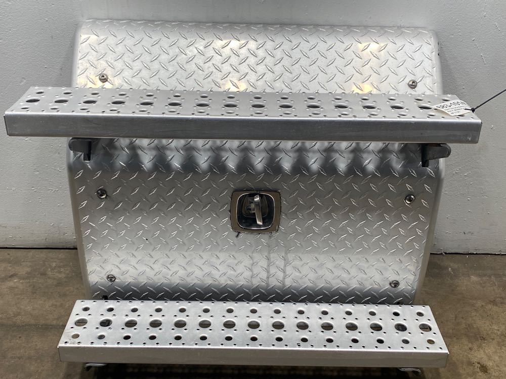 Freightliner Cascadia Battery Box Cover - Frontier Truck Parts