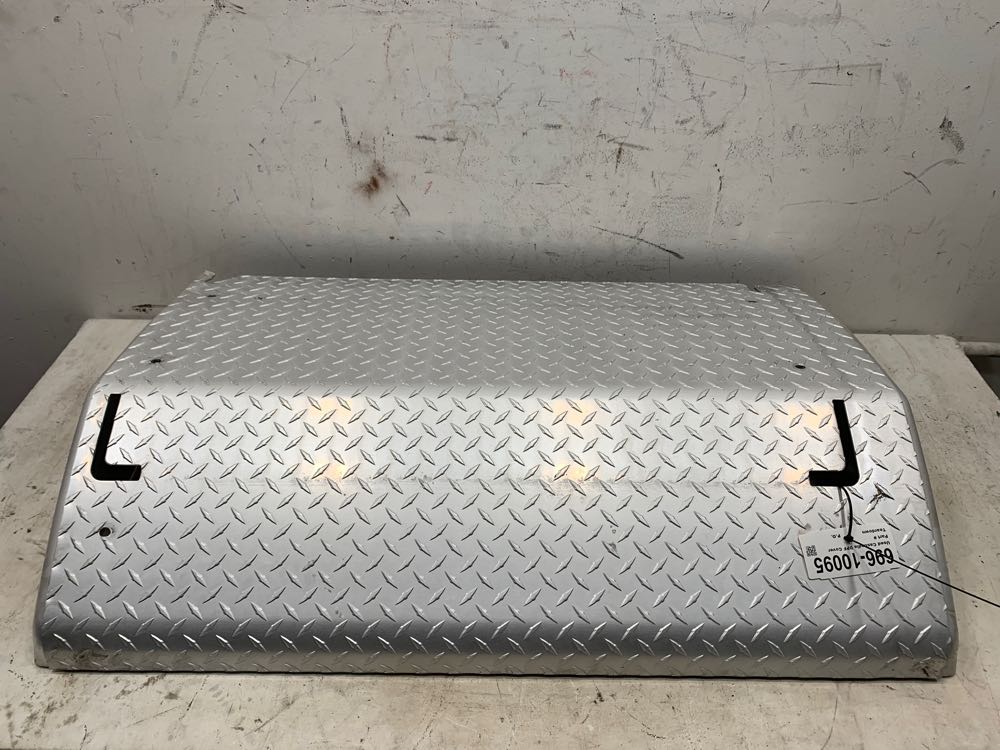 Freightliner Cascadia DPF/DEF Covers - Frontier Truck Parts