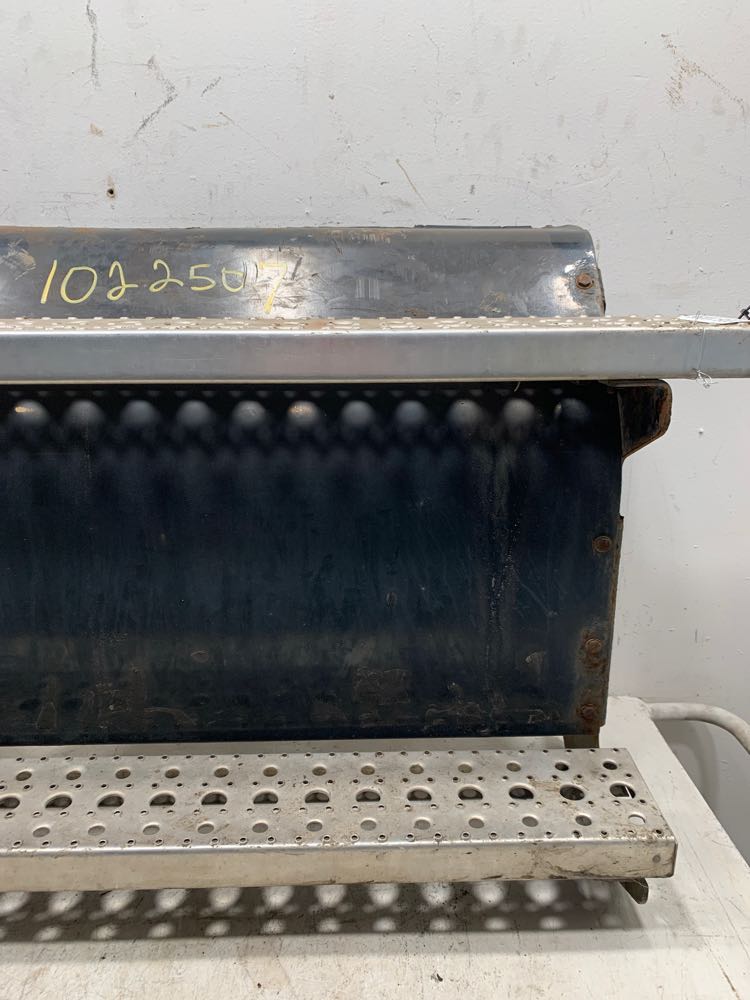 Freightliner Cascadia 125 DPF/DEF Covers - Frontier Truck Parts