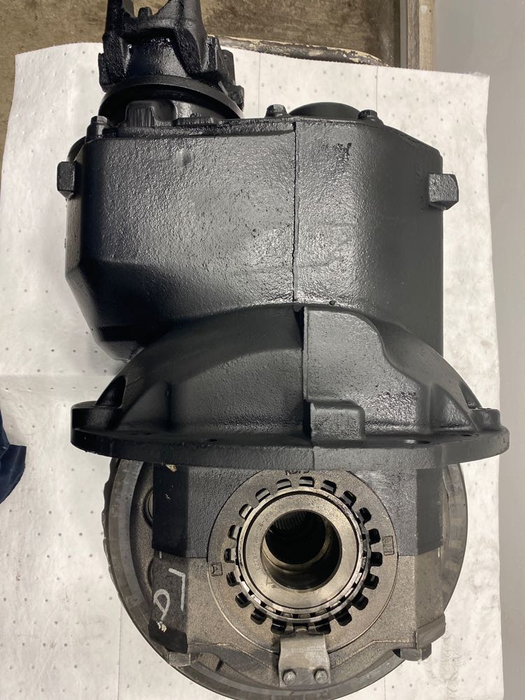 MERITOR MD2014X Differential - Frontier Truck Parts