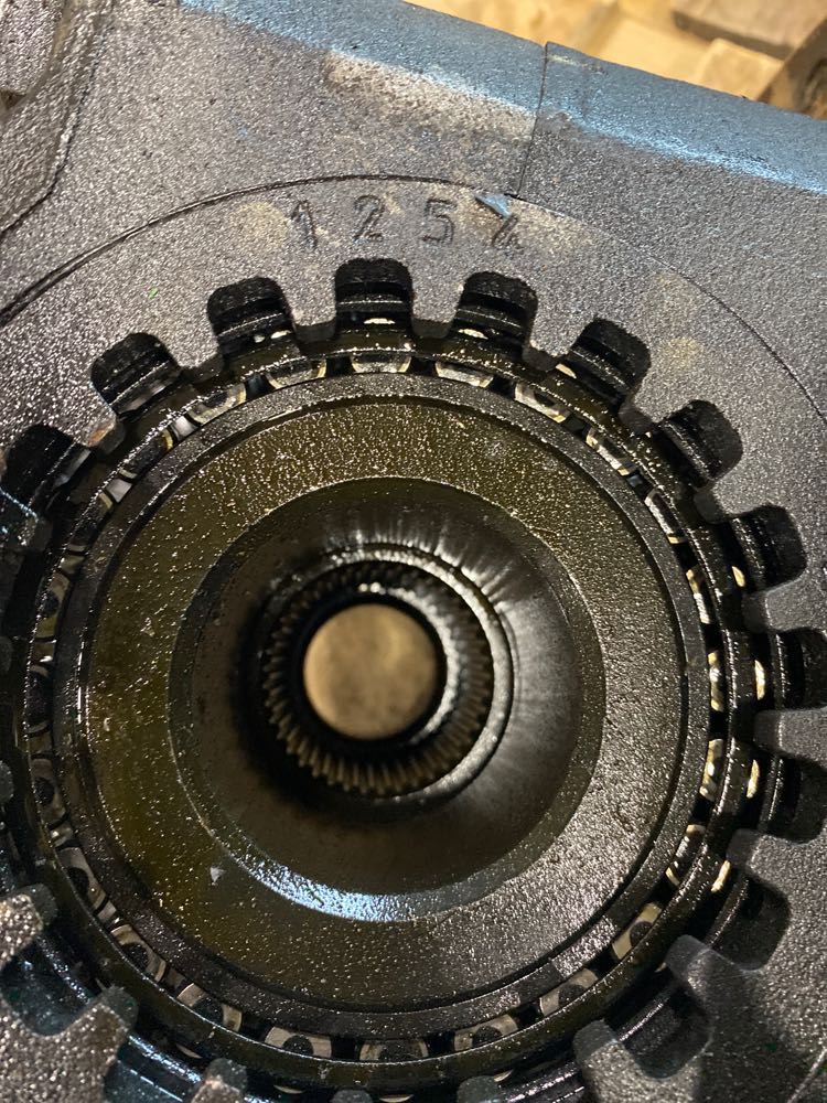Meritor MD2014X Differential - Frontier Truck Parts