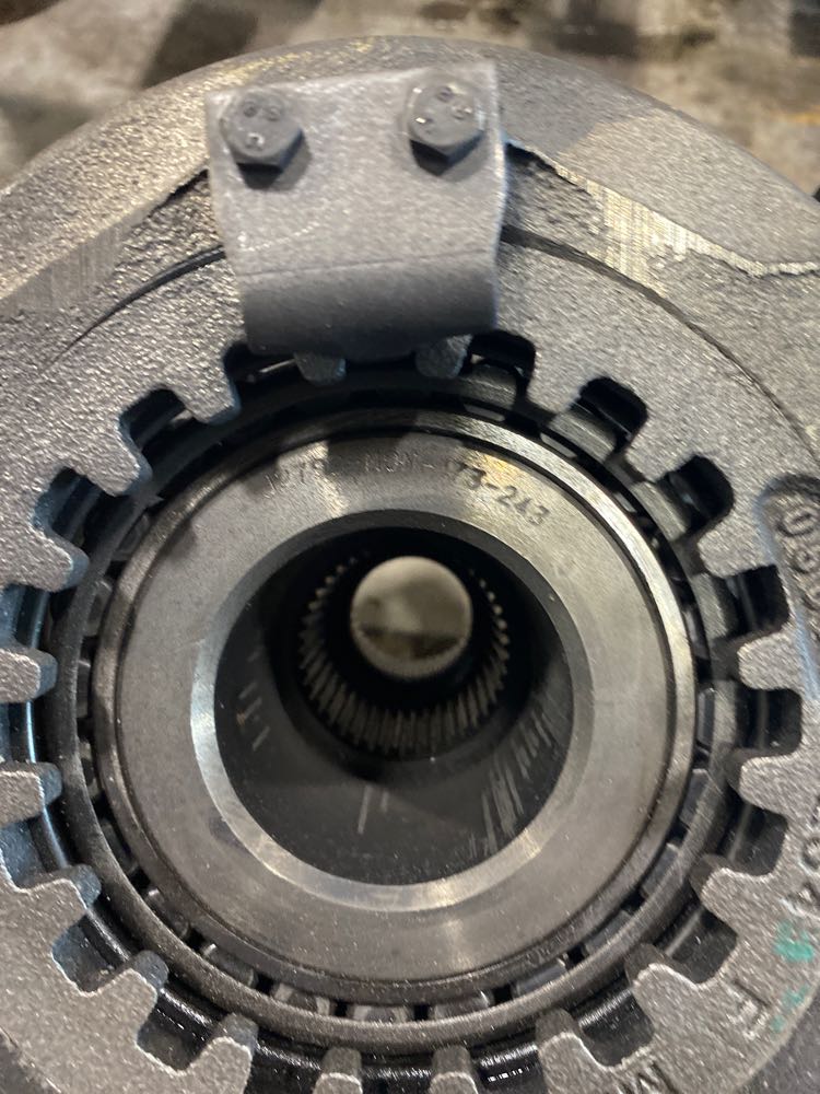 Meritor MD2014X Differential - Frontier Truck Parts