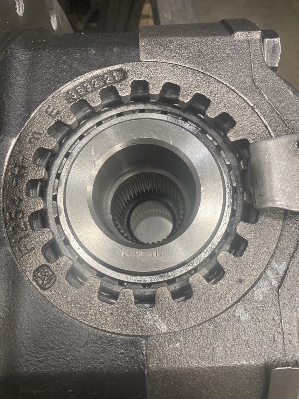 Meritor MR2014X Differential - Frontier Truck Parts