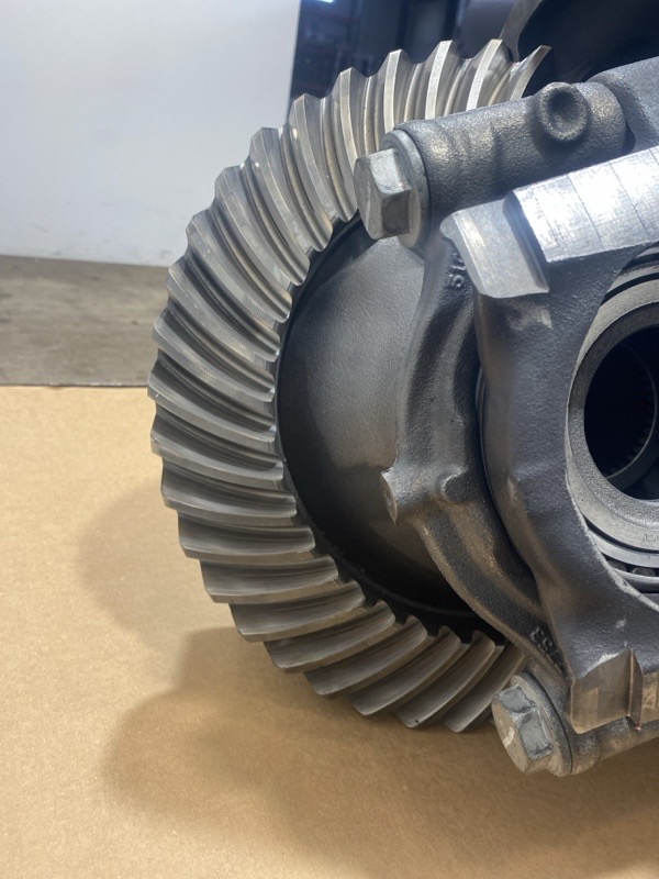 Detroit Axle Model 4 Differential - Frontier Truck Parts